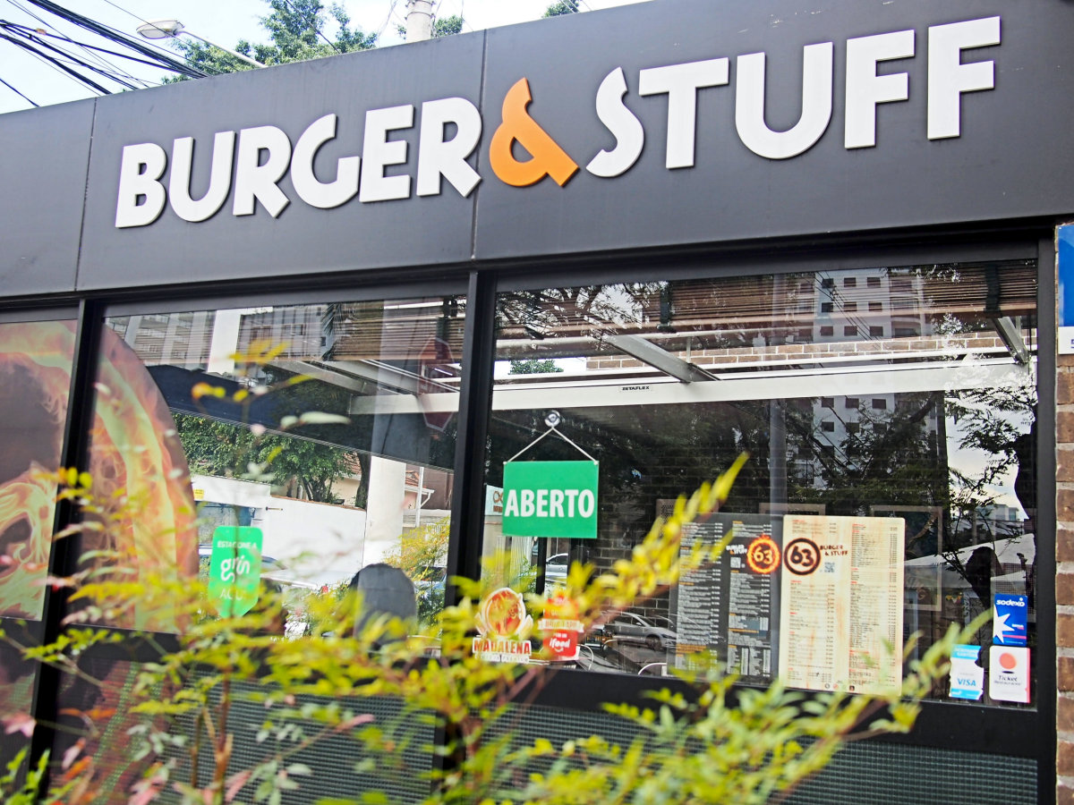 63 burger Stuff - Fast Pass Viagens